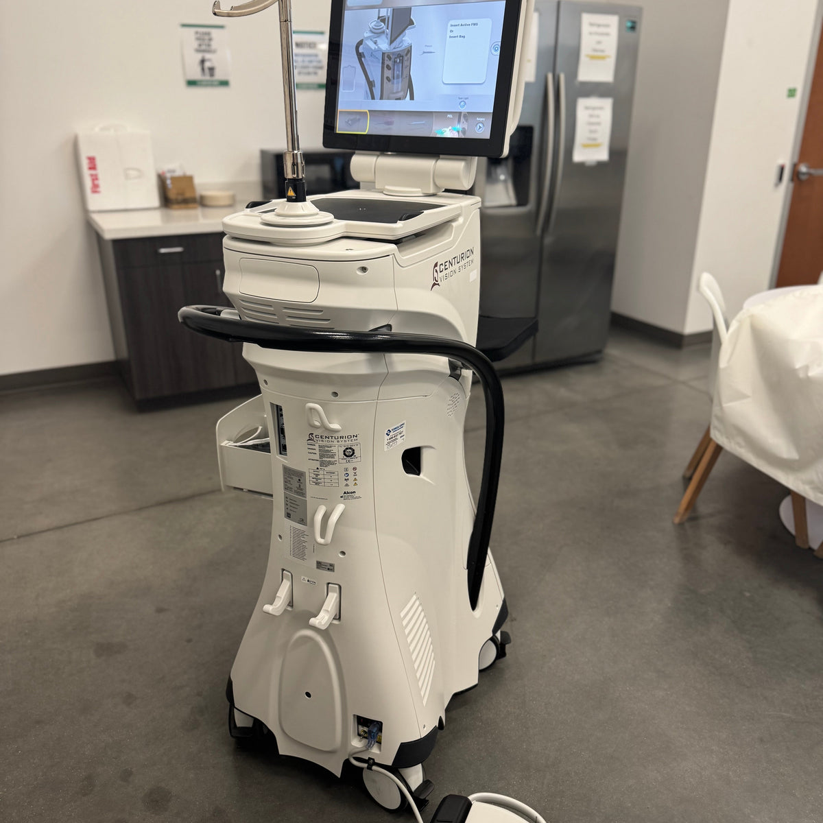 ALCON CENTURION Vision System Unit – MEDX International Medical Supply